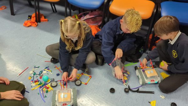 Sphero Coding and Engineering using RVR+ STEM Workshop